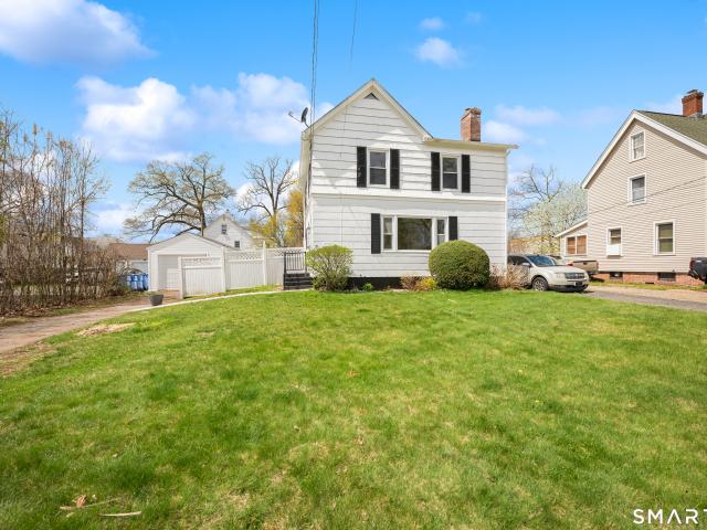 26 Foster St, Manchester, CT 06040 | MLS #24168