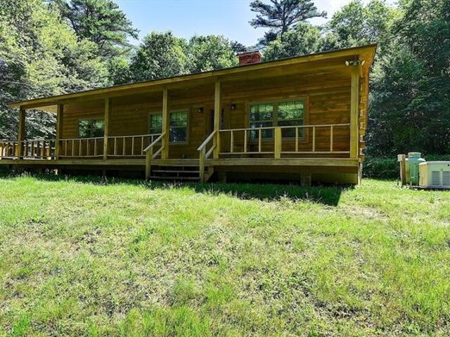 26 Gay Rd, Brookfield, MA 01506