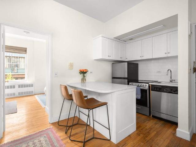 26 Gramercy Park S 6G