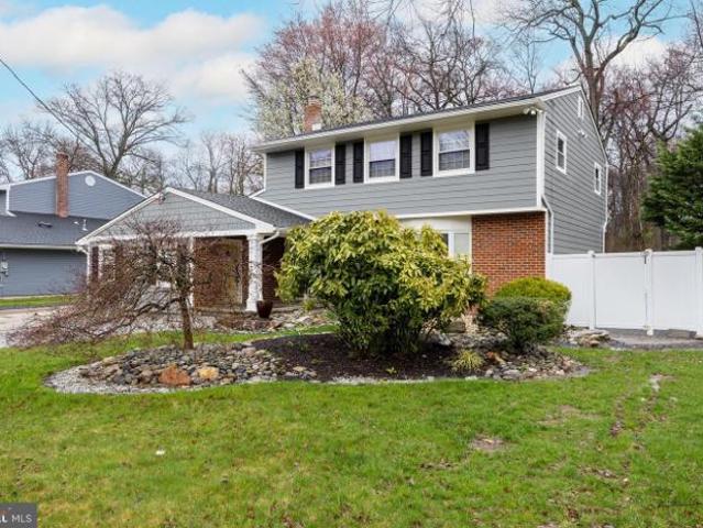 26 Greenvale Rd, Cherry Hill, NJ 08034