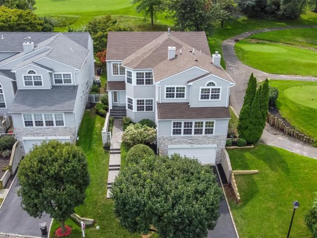 26 Hamlet Drive
