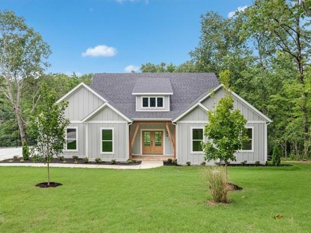 26 Henry Ln, Bella Vista, AR 72715