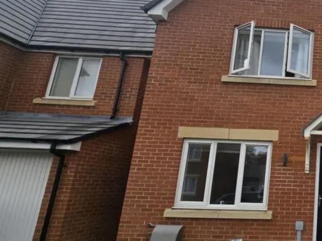 26 Heroes Drive, Stirchley, B29 6UQ, United Kingdom | 4 bed house for rent #167712998 | Rentberry