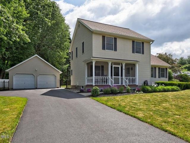 26 Highgate Rd, Gansevoort, NY 12831