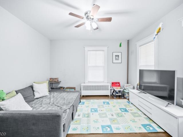 26 Hillside Ave