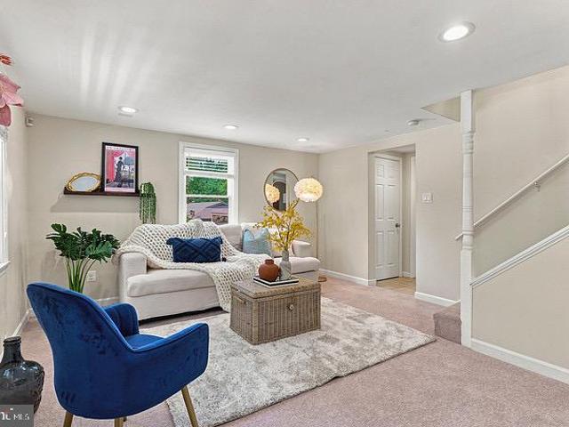 26 Hillside Avenue
