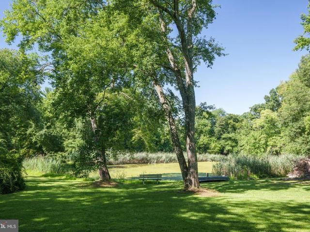 26 Honeysuckle Lane
