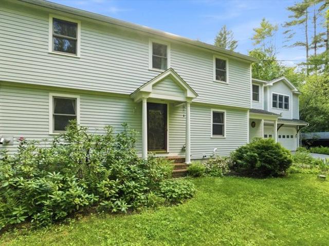 26 Jonathan Ln, Bow, NH 03304