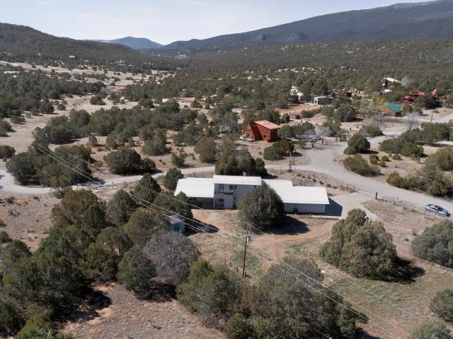 26 Juniper Hill Loop