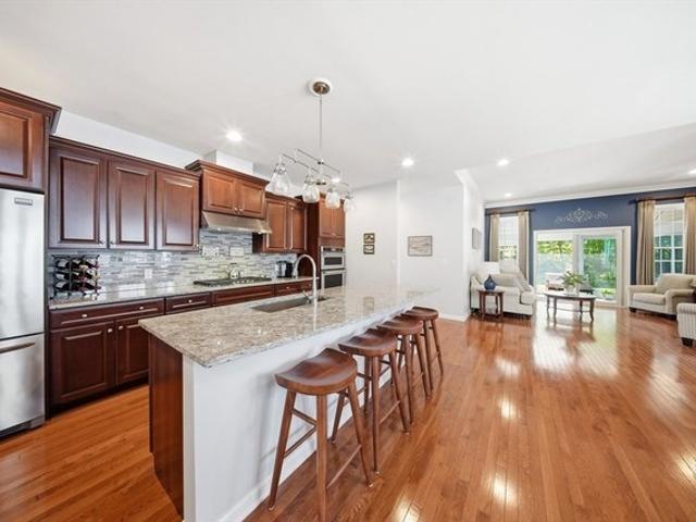 26 Kensington, Plymouth, MA 02360