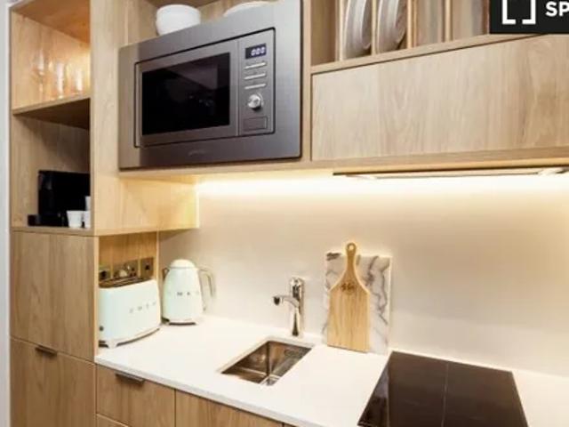 26 King's Stables Road, City of Edinburgh, EH1 2AP, United Kingdom | Studio apartment for rent #90844216 | Rentberry