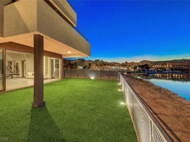26 Lakefront Dr, Henderson, NV 89011 | MLS #2764 | Compass