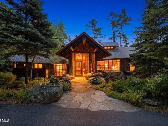 26 Ledgeview Ln, Bolton Landing, NY 12814