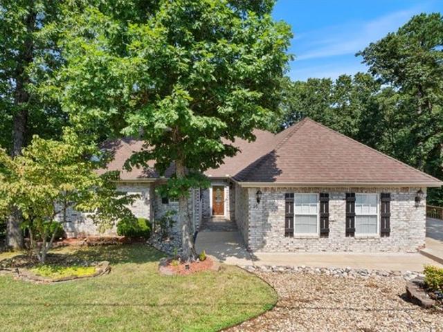26 Leicester Dr, Bella Vista, AR 72714