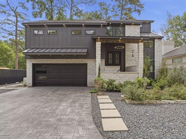 26 Leisure Ln, The Woodlands, TX 77380