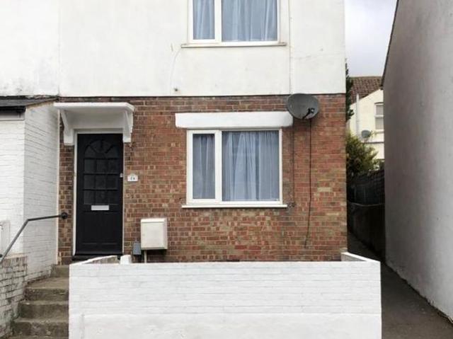 26 Lowther Road 3 bed terraced house to rent £1,095 pcm £253 pw