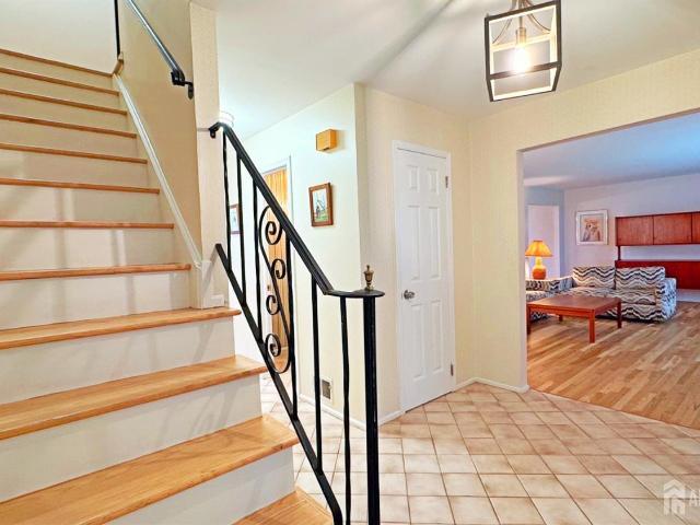 26 Lucille Ct, Edison, NJ 08820 | MLS #2613 R | Compass