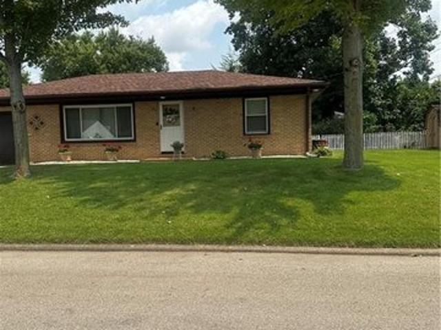 26 Maple Ct, Decatur, IL 62526