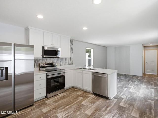 26 Marcia Memorial Cir, Jackson, NJ 08527
