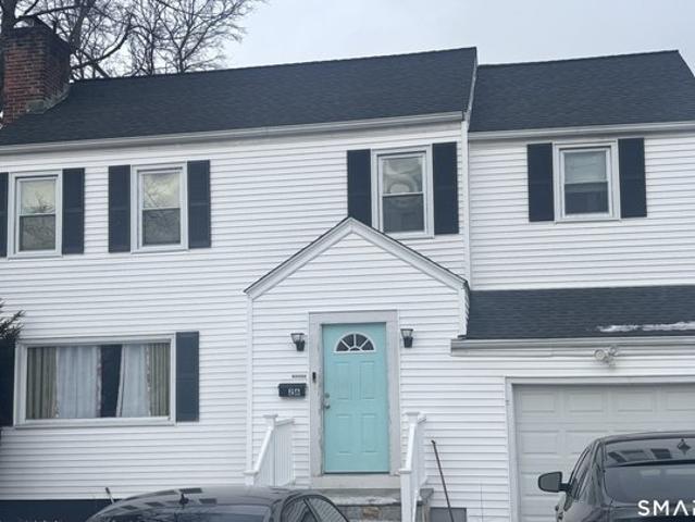 26 Marsdale Ave, Bridgeport, CT 06606