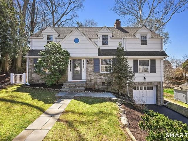 26 Melbourne Rd, Norwalk, CT 06851