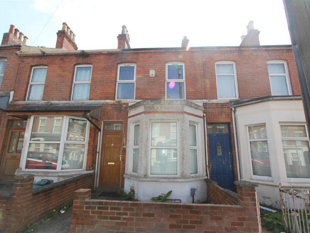 26 Melrose Street, Lisburn Road, Belfast Property for rent at GOC estate agents Northern Ireland