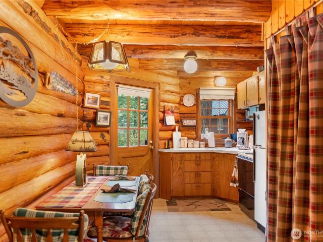 26 Mercer Rd, Mazama, WA 98833 | MLS #2440 | Compass