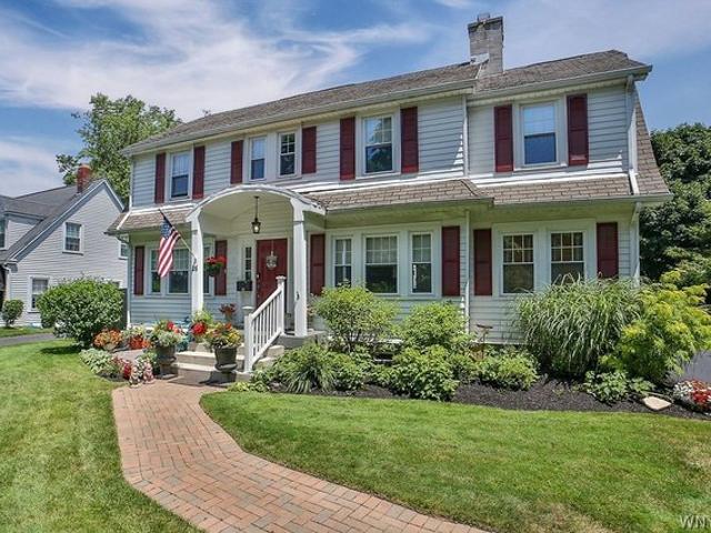 26 Monroe Dr, Buffalo, NY 14221