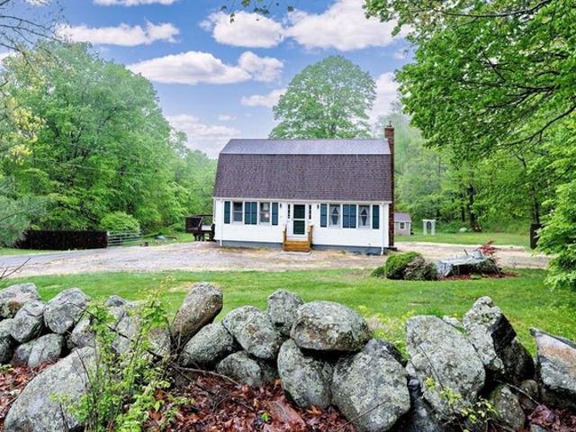 26 Moulton Hill Rd, Stafford, CT 06076
