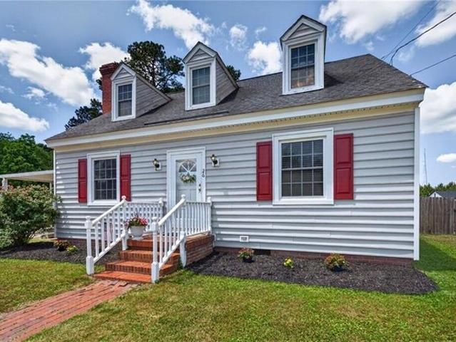 26 N Court St, Windsor, VA 23487