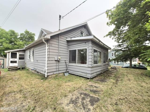 26 Neddo St, Whitehall, NY 12887