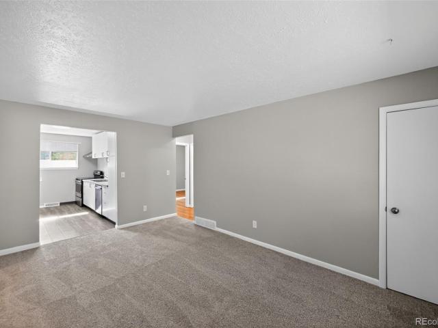 26 Newland Court