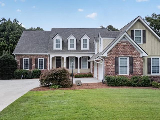 26 Nicklaus Dr NW, Rome, GA 30165