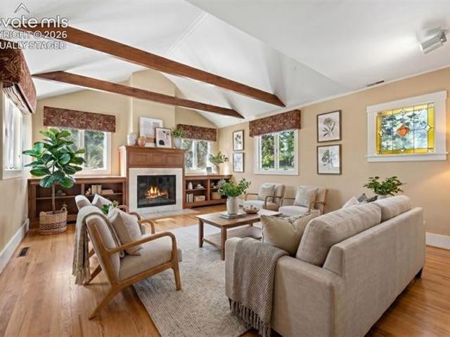 26 Oak Avenue