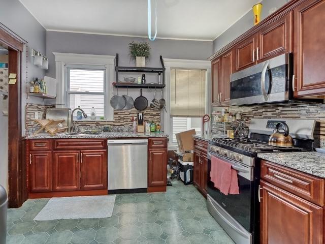 26 Oakland St, Unit 2, Cambridge, MA 02139 | MLS #73499 | Compass