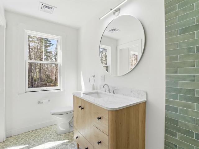 26 Old Pottery Ln, Norwell, MA 02061 | MLS #73509
