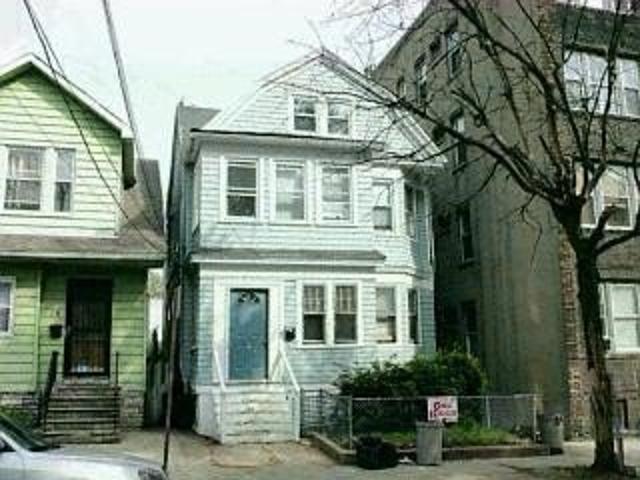 26 Olean Ave, Jersey City, NJ 07304