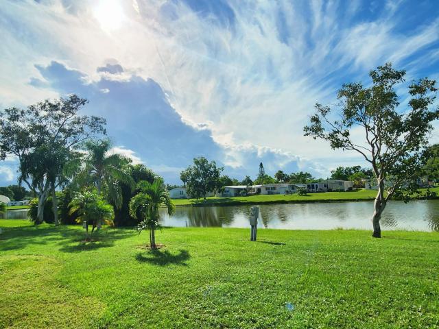 26 Orinco Rd, Port St. Lucie, FL 34952 | MLS #R11123 | Compass