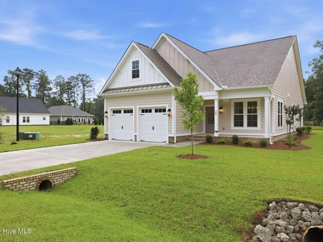 26 Paddington Way, Trent Woods, NC 28562