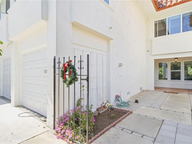 26 Palmento Way