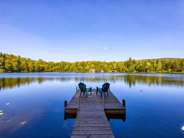 26 Parker Trl, Owls Head, NY 12969