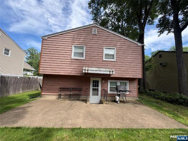26 Pavonia Avenue