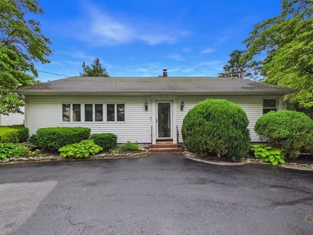 26 Pershing Ave, Acushnet, MA 02743