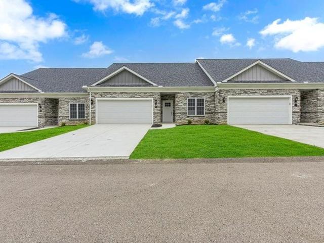 26 Pinehurst Pl Unit 26, Beaver, PA 15009