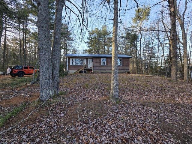 26 Pineview Ave, Glenburn, ME 04401