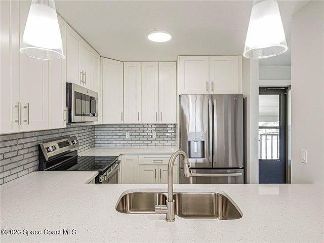 26 Plantation Dr Apt 202, Vero Beach, FL 32966