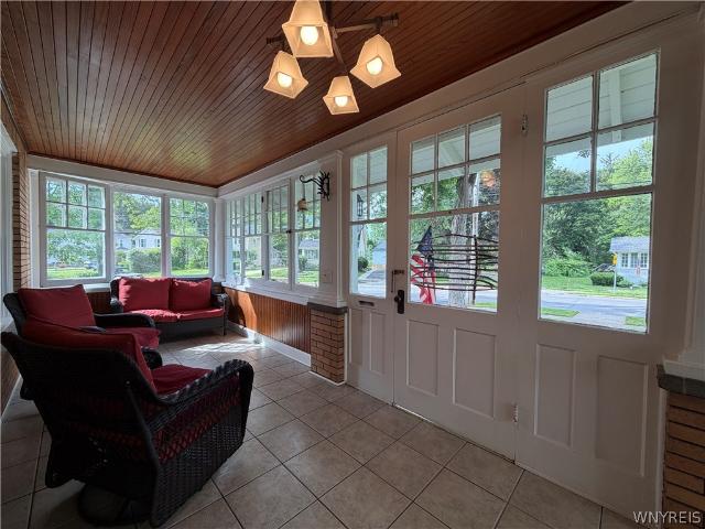 26 Pleasant Avenue