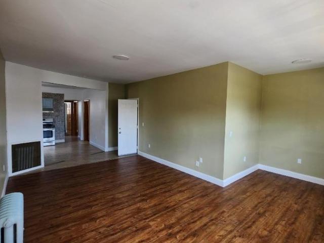 26 Prescott Ave # 2