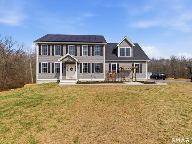 26 Quakertown Mdws, Ledyard, CT 06339