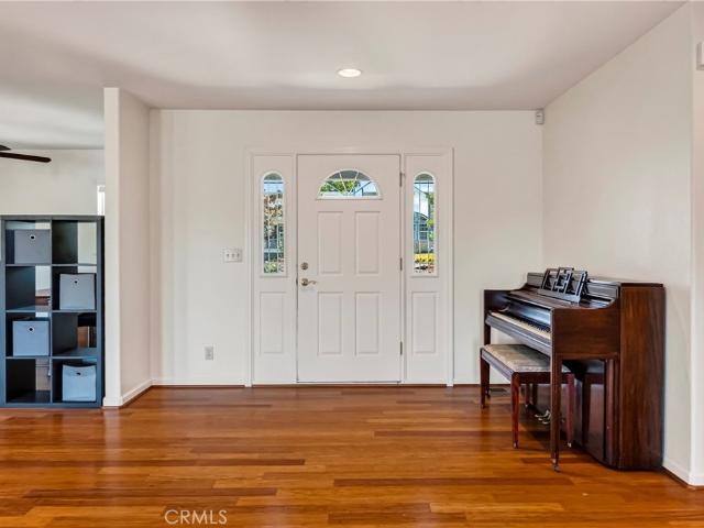 26 Regal Way